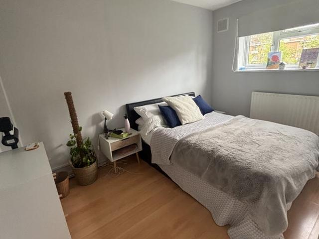 Apartment at Studley Road, Greater London