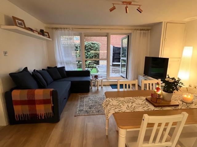 Apartment at Sturmer Way, Greater London