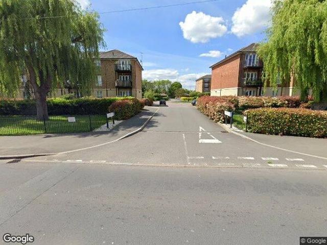 Apartment at St. Catherine's Close, Greater London