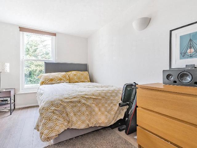 Apartment at St Andrew's Road, Greater London