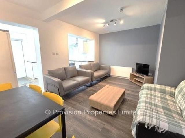 Apartment at St. Anne's Drive, Leeds