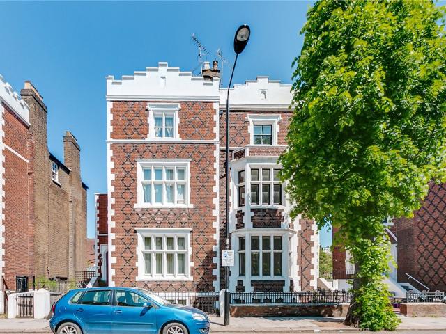 Apartment at St Anns Villas, Greater London