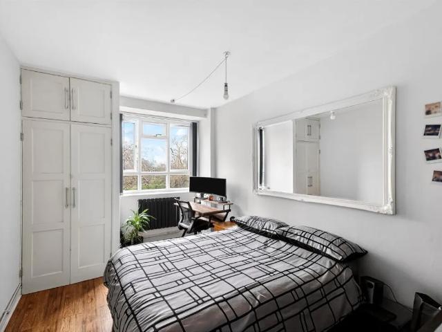 Apartment at St. Agnes Place, Greater London