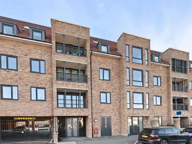 Apartment at St Albans Road, Watford