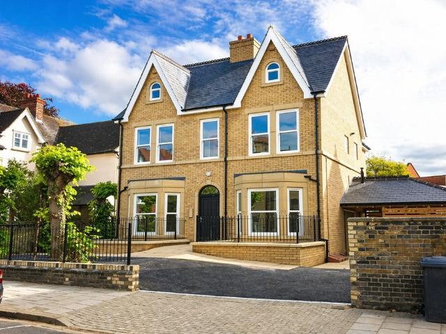 Apartment at St Barnabas Road, Cambridge