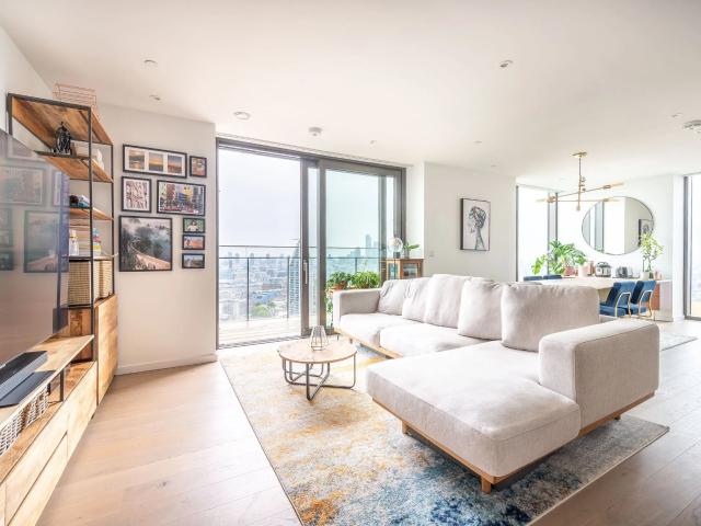 Apartment at St. Gabriel Walk, Greater London