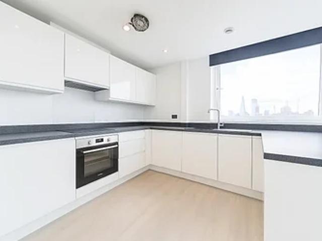 Apartment at St George's Road, Greater London