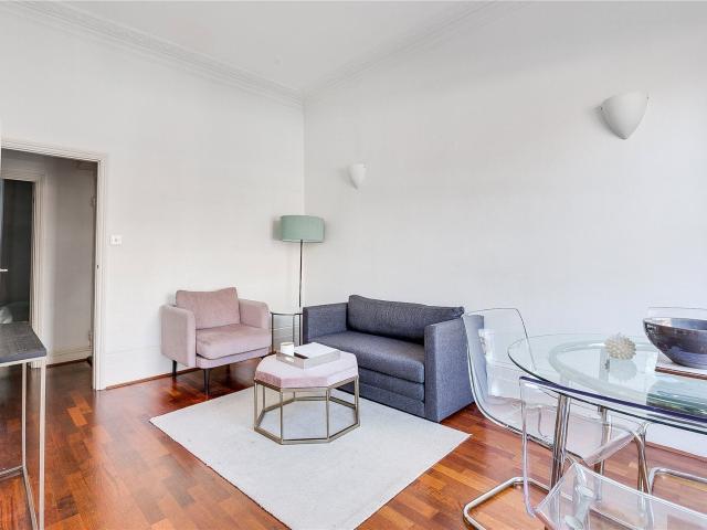 Apartment at St George's Square, City of Westminster