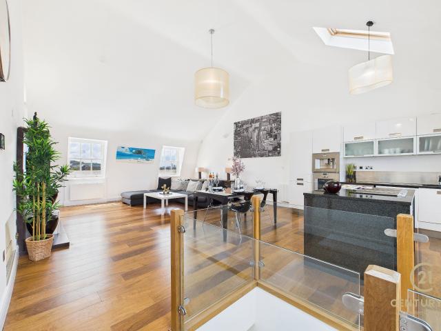 Apartment at St George's Square, City of Westminster