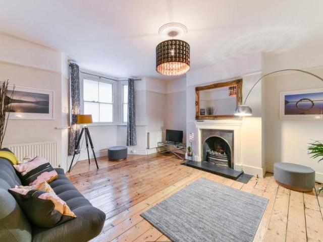 Apartment at St George's Square, City of Westminster
