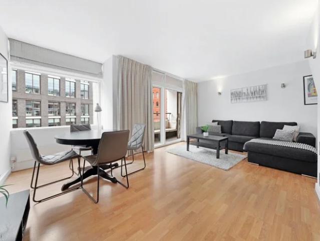 Apartment at St Giles Square, Greater London