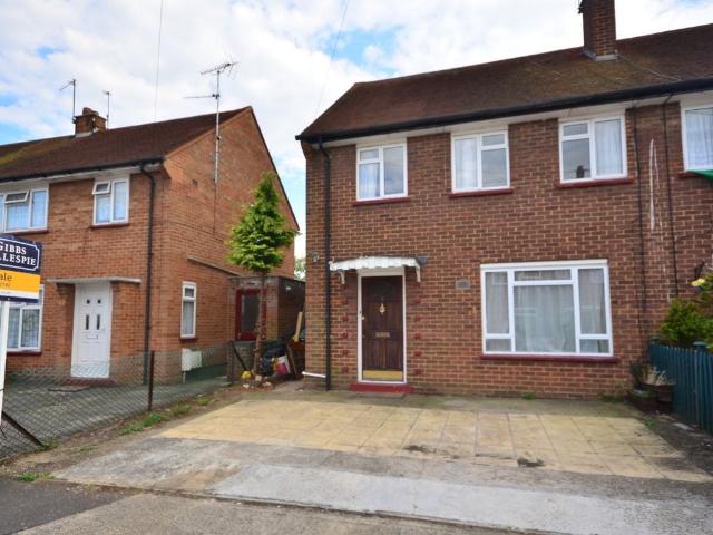 Apartment at St. David Close, Greater London