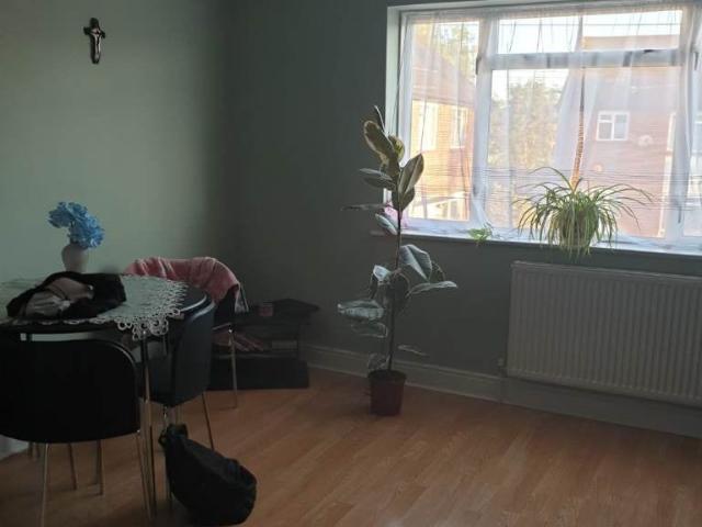 Apartment at St. David Close, Greater London