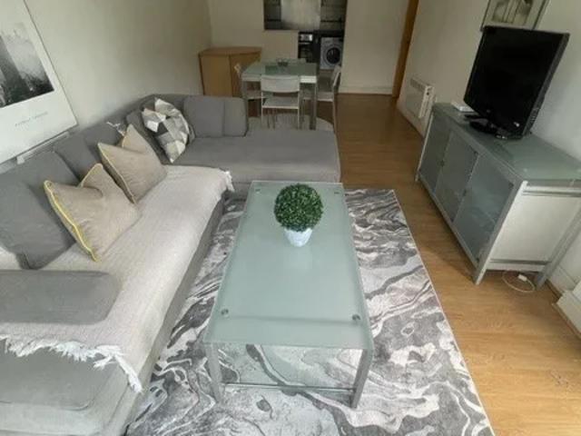 Apartment at St. Davids Square, Greater London