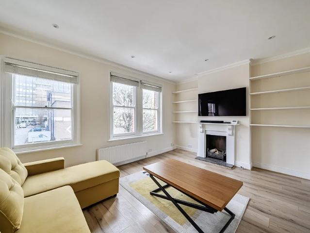 Apartment at St Dunstan's Road, Greater London