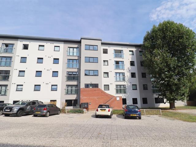 Apartment at St. John's Avenue, Braintree
