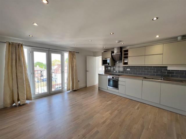 Apartment at St John's Hill, Sevenoaks