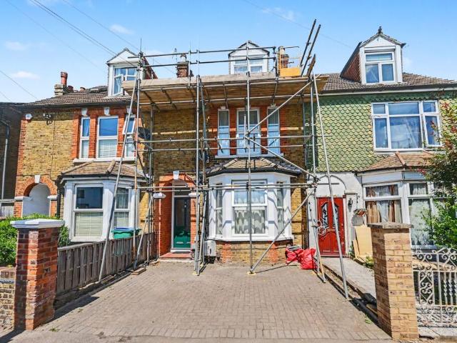 Apartment at St John's Road, Watford