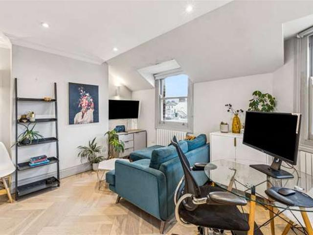 Apartment at St. John's Road, Greater London