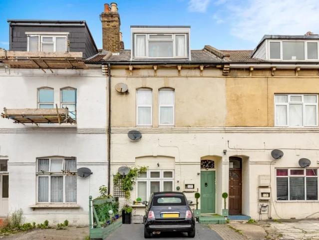 Apartment at St James's Road, Greater London