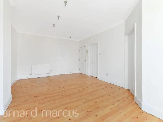 Apartment at St James's Road, Greater London