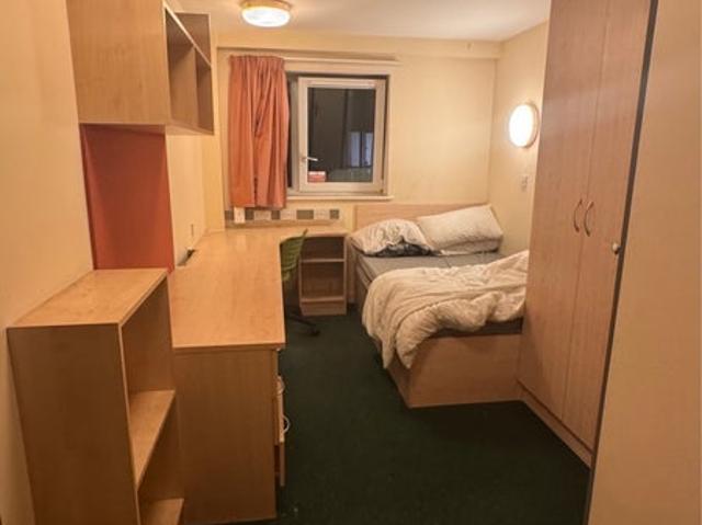 Room at St Lawrence Close, Birmingham