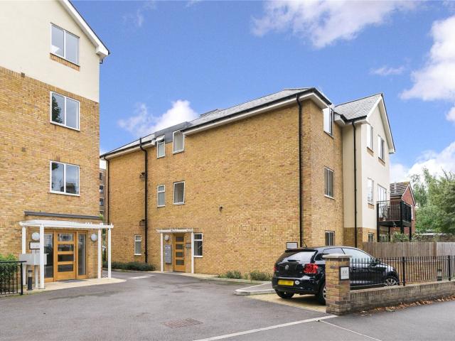 Apartment at St Leonard's Road, Greater London