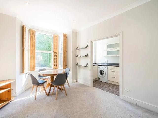 Apartment at St Luke's Avenue, Greater London