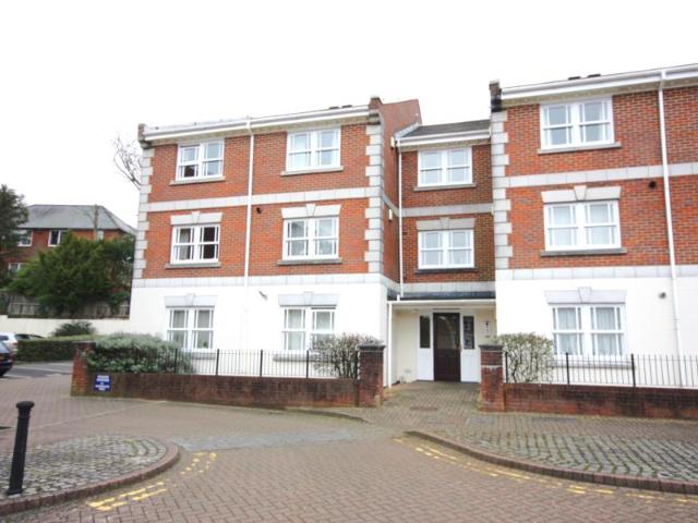 Apartment at St. Luke's Square, Guildford
