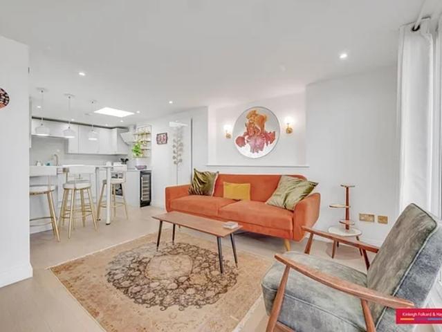 Apartment at St Luke's Road, City of Westminster