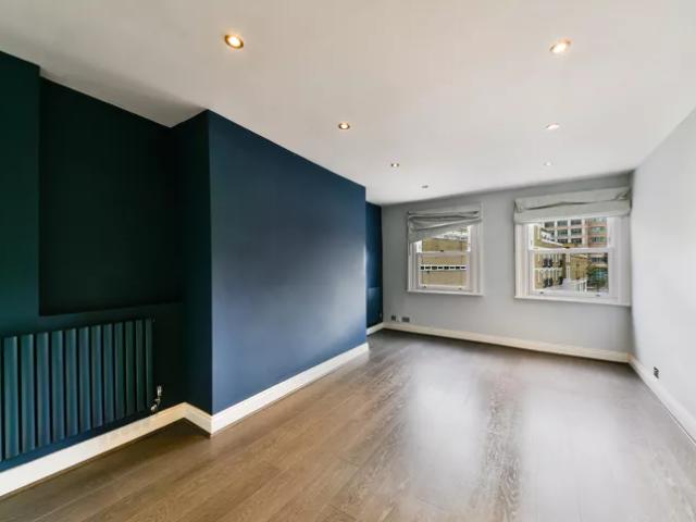 Apartment at St Mark Street, Greater London