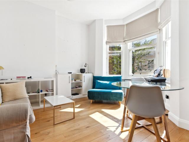 Apartment at St. Marks Place, Greater London