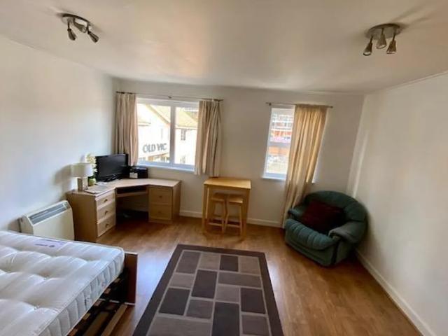 Apartment at St Mary's Close, Maidenhead