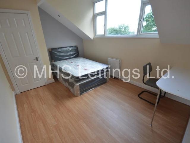 Apartment at St Michael's Lane, Leeds