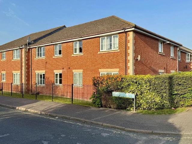 Apartment at St. Michael's Road, Newbury