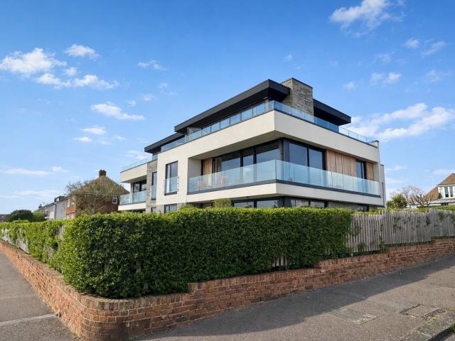 Apartment at St. Mildreds Avenue, Thanet