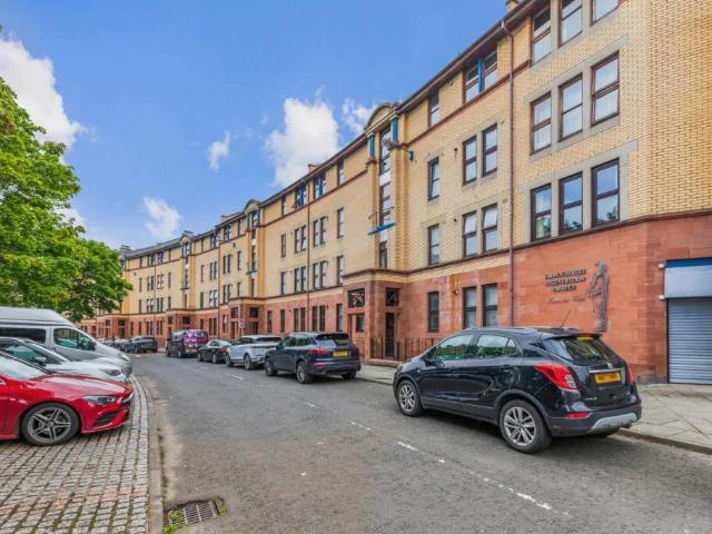 Apartment at St Ninian Terrace, Glasgow