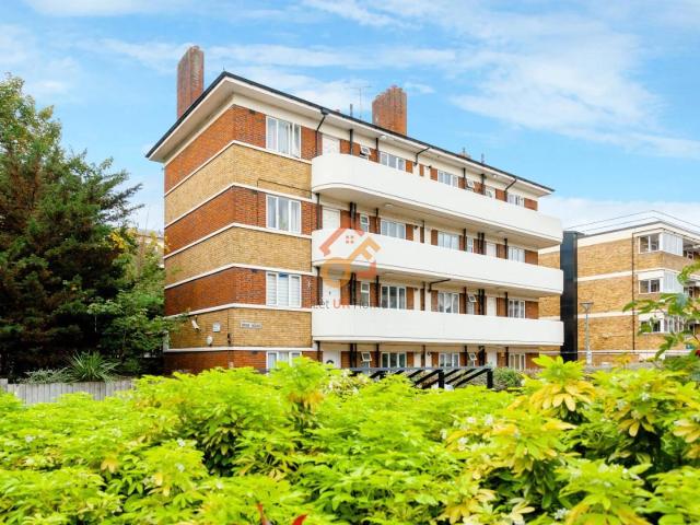 Apartment at St. Stephen's Road, Greater London