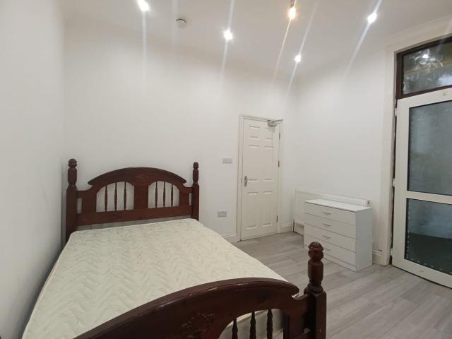 Apartment at St Stephen's Road, Greater London