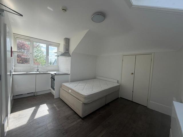Apartment at St. Stephen's Road, Greater London