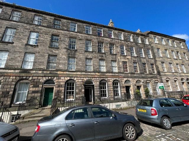 Apartment at St Patrick Square, City of Edinburgh