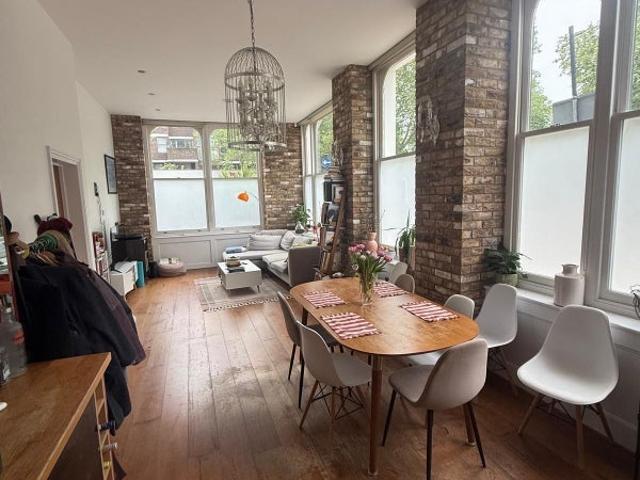 Room at St. Paul's Road, Greater London