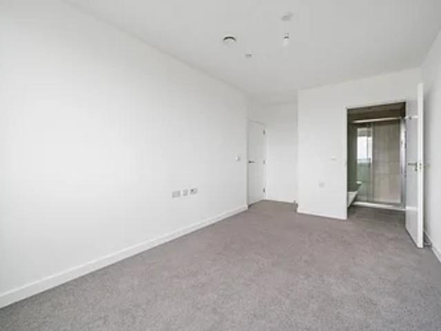 Apartment at St Paul's Road, Greater London