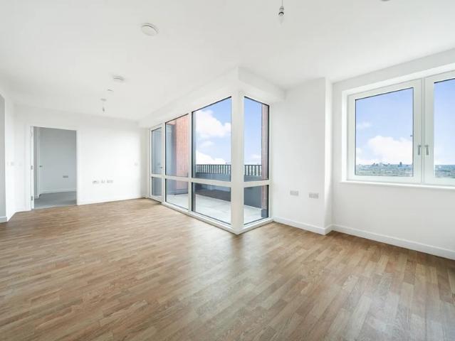 Apartment at St Paul's Road, Greater London