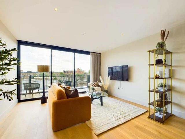 Apartment at St. Pancras Way, Greater London