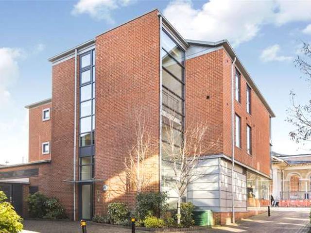 Apartment at St Peter Street, Winchester