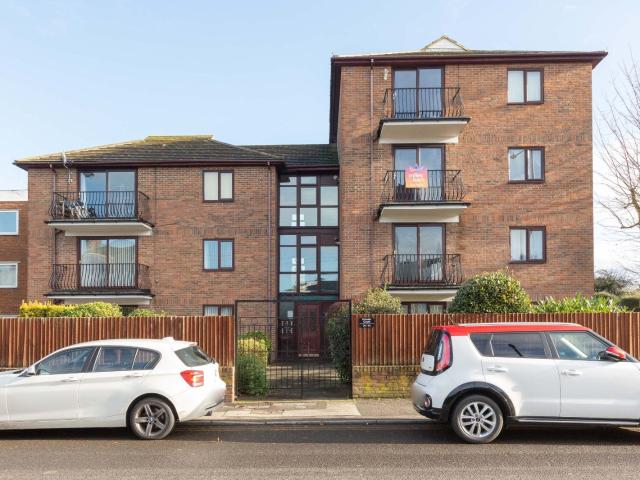 Apartment at St. Peter's Park Road, Thanet