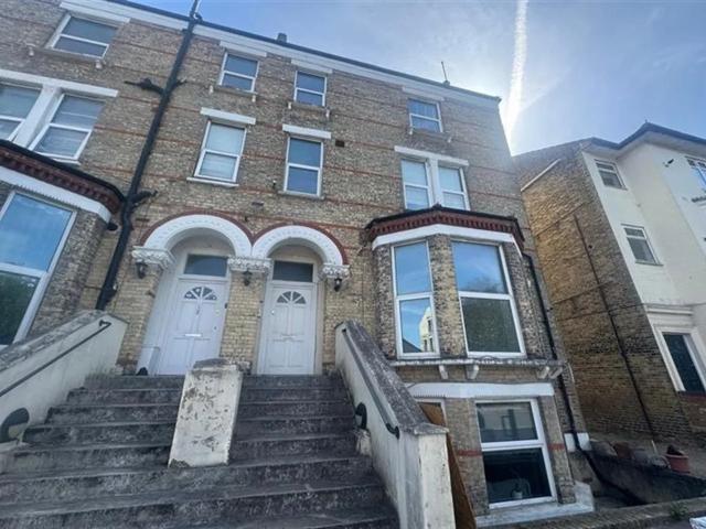 Room at St. Peter's Road, Greater London