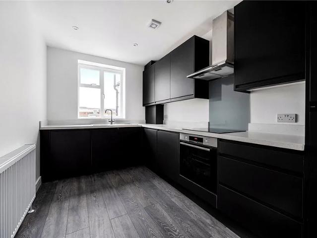Apartment at St Peter's Street, St Albans