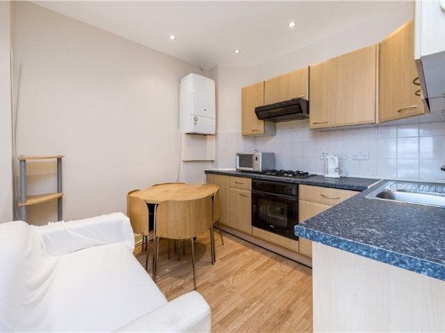 Apartment at St Petersburgh Mews, City of Westminster
